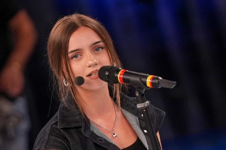Amici 25, Flavia lascia lo studio: 4 allievi in sfida/ Colpi di scena ...